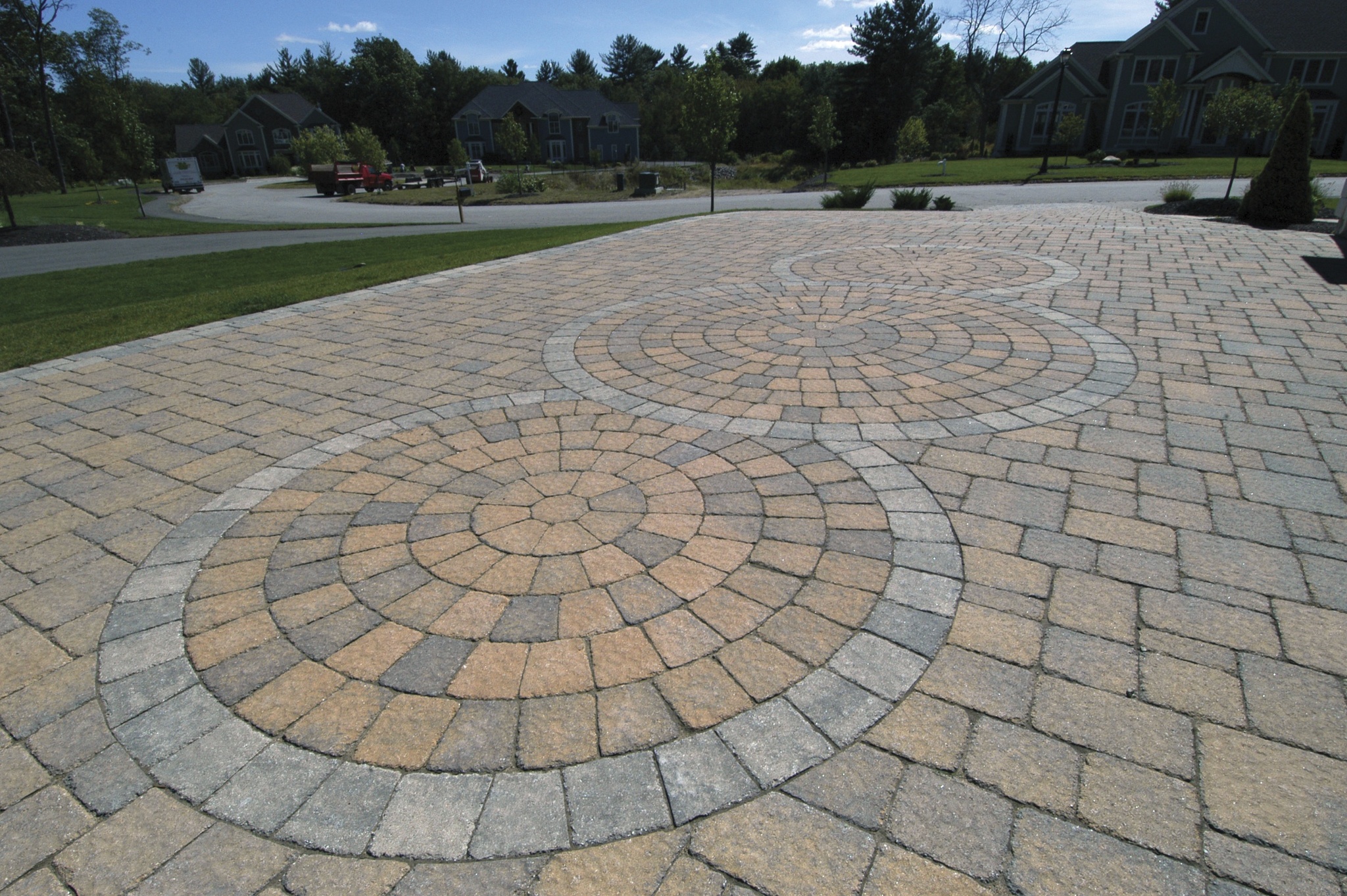 Rotundas for your walkway, driveway and patios