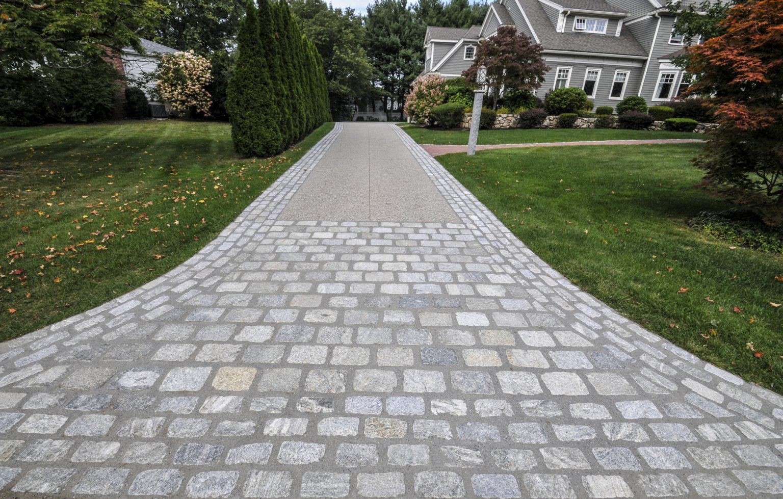 10 Driveway Apron Ideas to Make Your Home Stand Out
