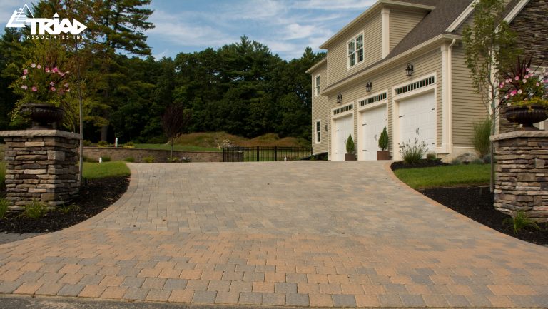 9 Driveway Pillars to Make Your Home Stand Out